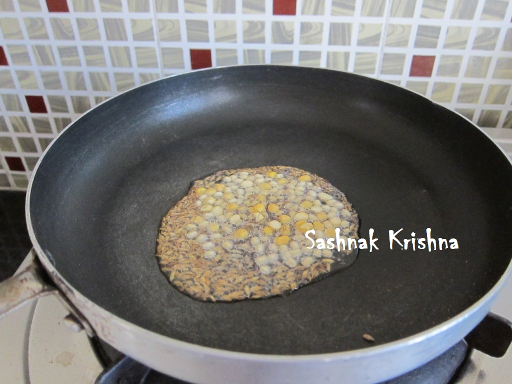 Potlakaya Koora - Snake Gourd Curry recipe