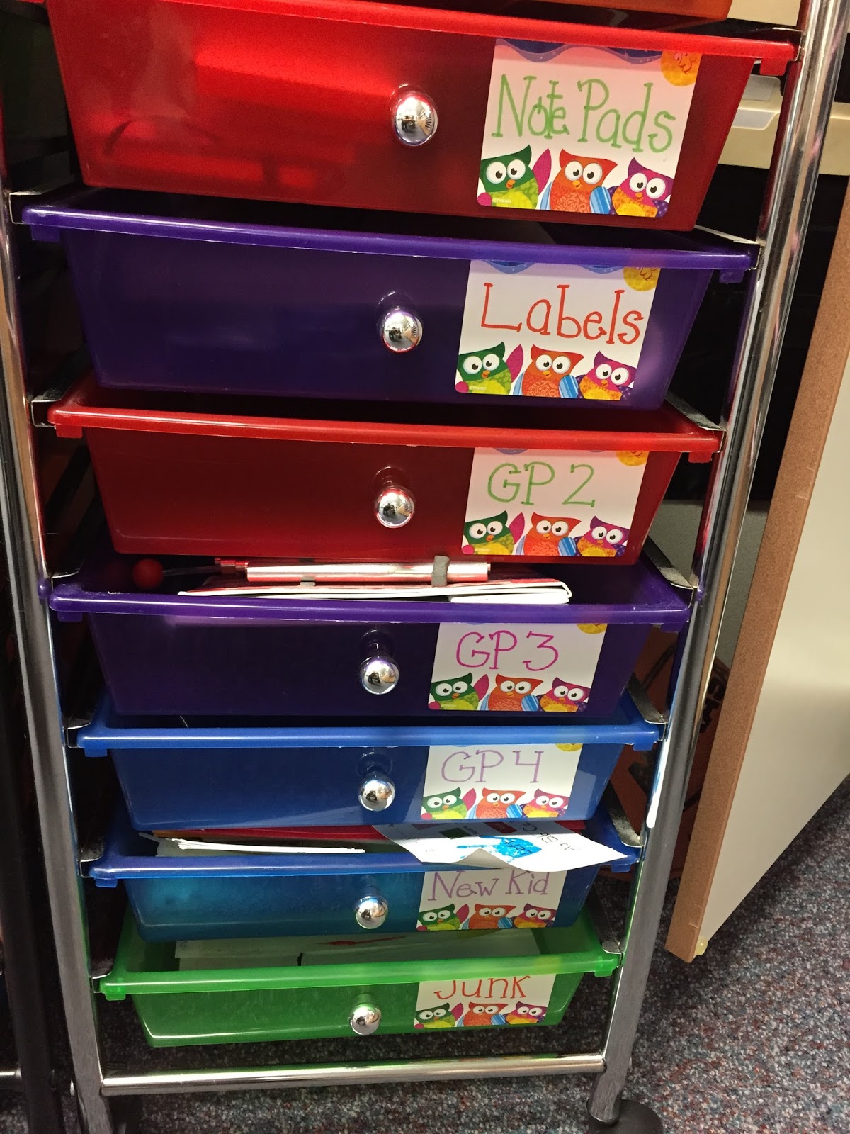 Classroom reveal...organization.....FREEBIES! | The Blessed OCDiva
