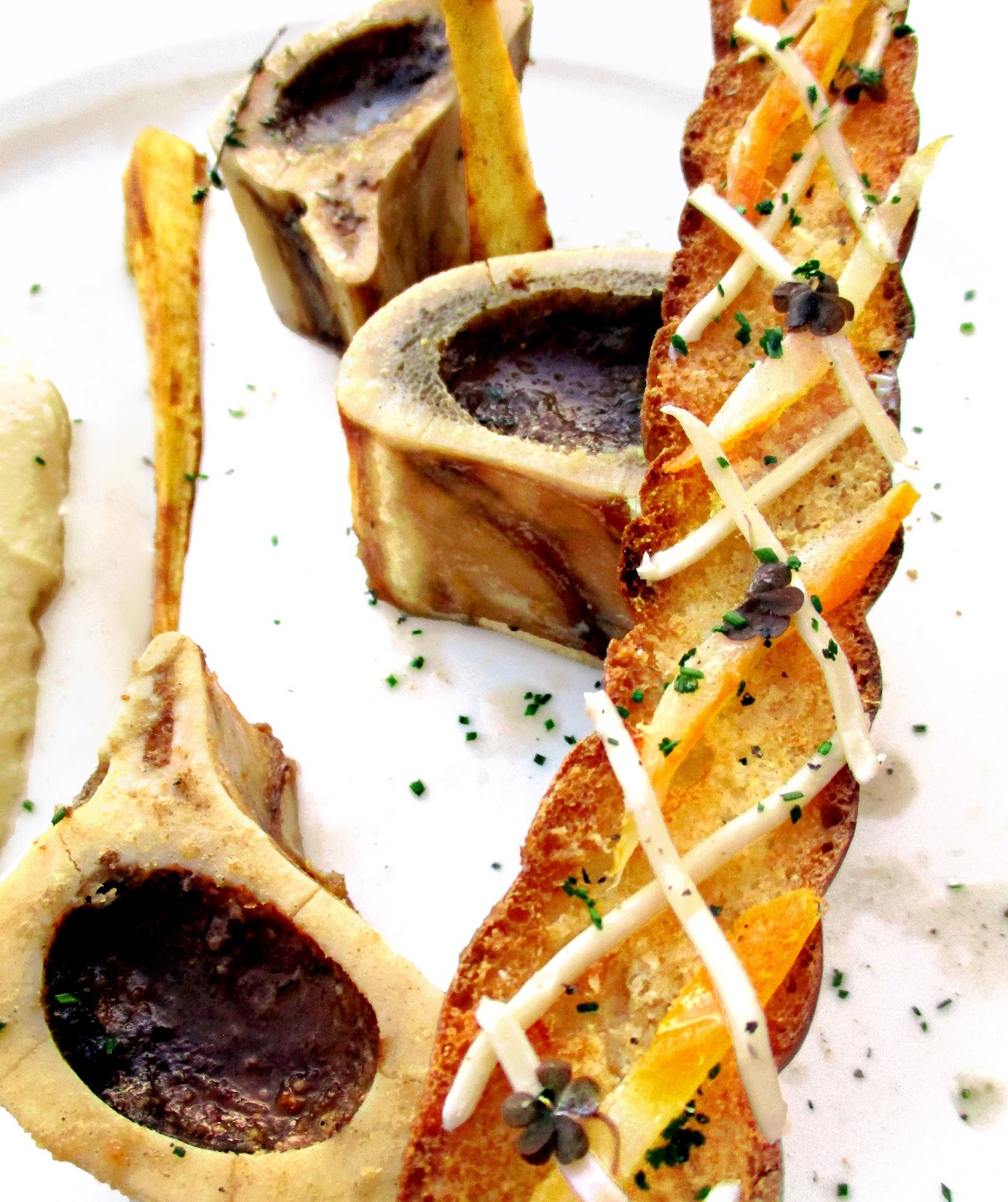 Os à Moelle / Mouillette au Maquereau Fumé / Panais - La Femme à Tête ...