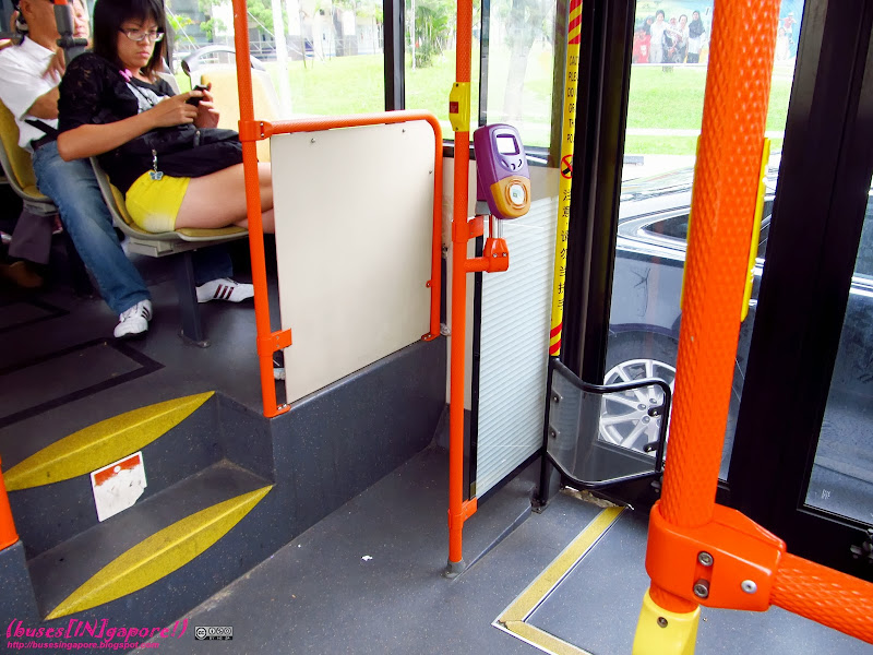 (buses[IN]gapore!): SBS Transit : Volvo B7RLE / Soon Chow (SBS8030L)