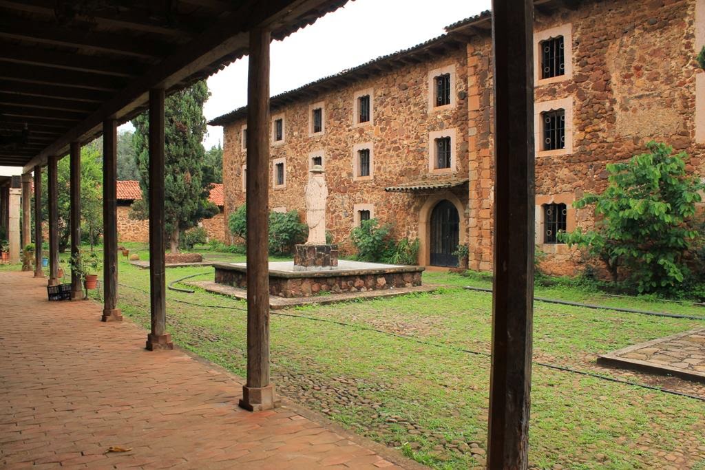 Jaime Ramos Méndez: Parroquia de San Francisco de Asís en Tarecuato ...