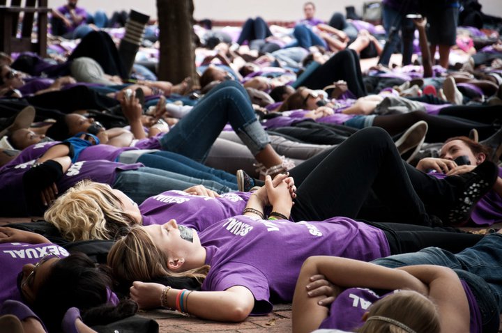 Writer's Bloc: Silent protest photos