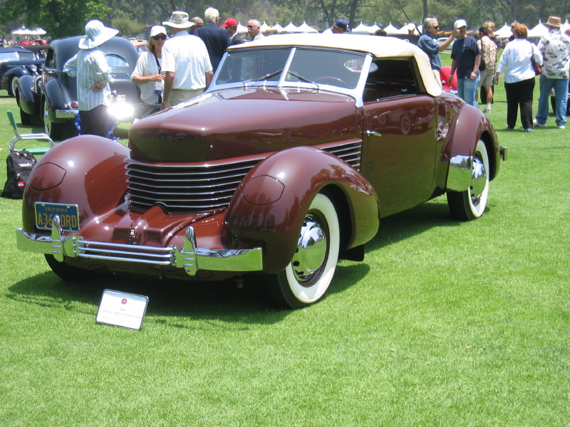 experts auto cars: Cord 810/812 Roadster