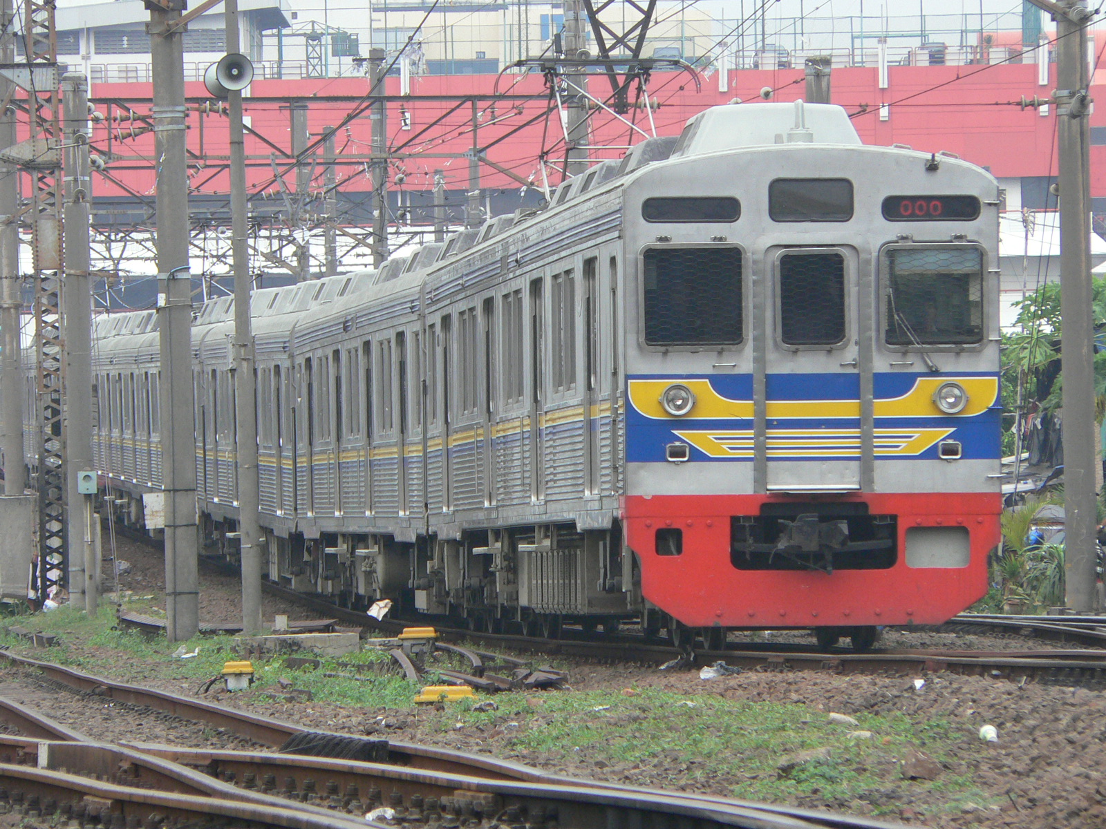 インドネシア鉄道ファン: さようなら Pakuan Express (1988 - 2011)