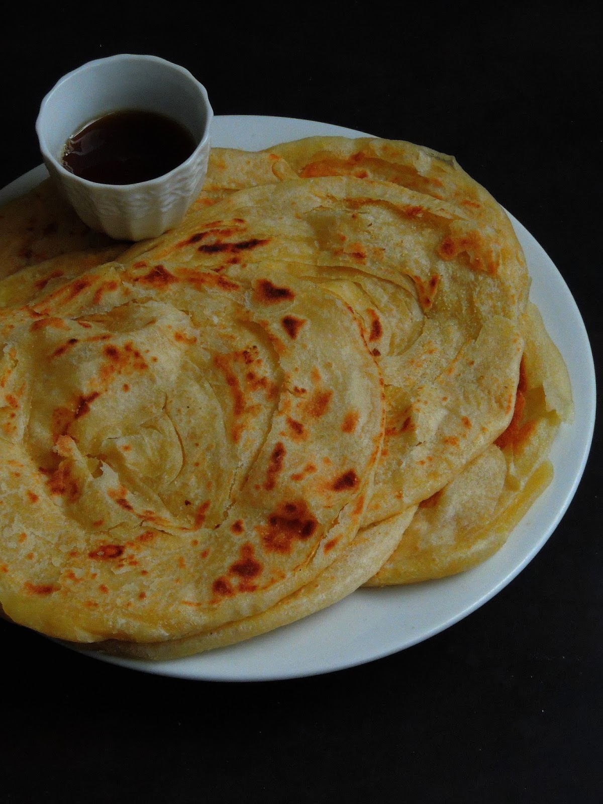 Priya's Versatile Recipes: Moroccan Meloui/Moroccan Round Pancakes/Melwi