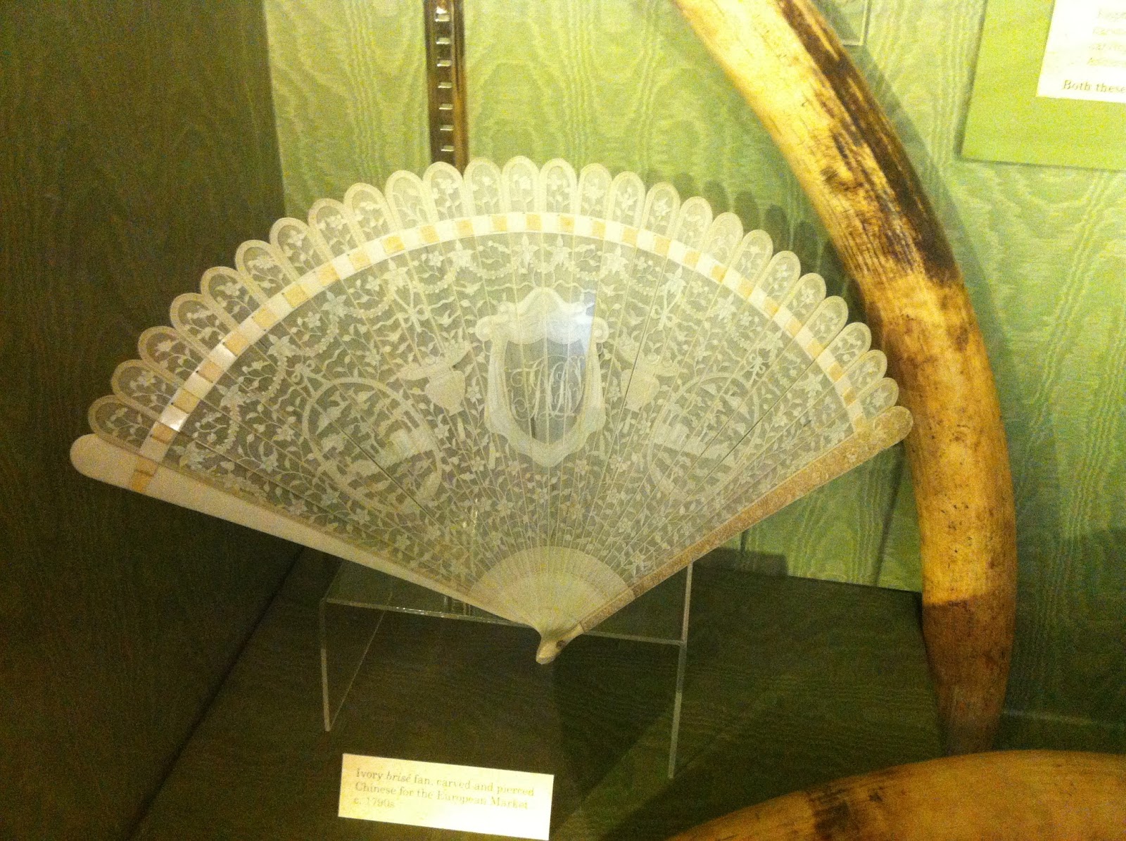 Historical and Regency Romance UK: Fans, Fan-making, and the Fan Museum ...