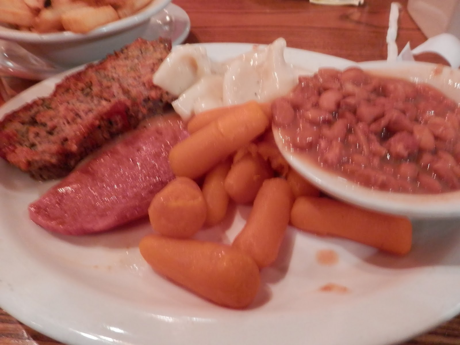 Adventures in Weseland: My Visit to Cracker Barrel