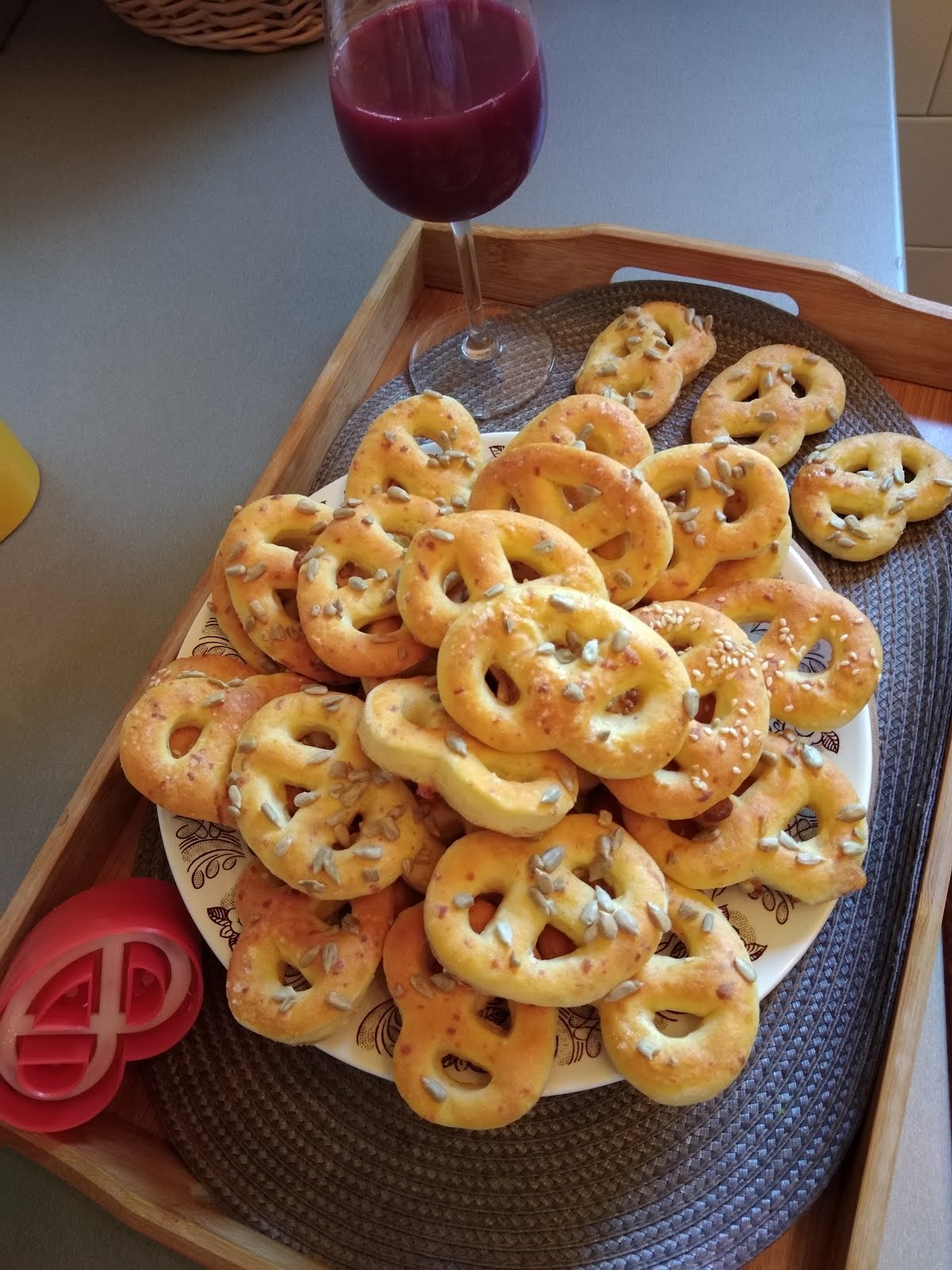 Nanina kuhinjica *: PERECI