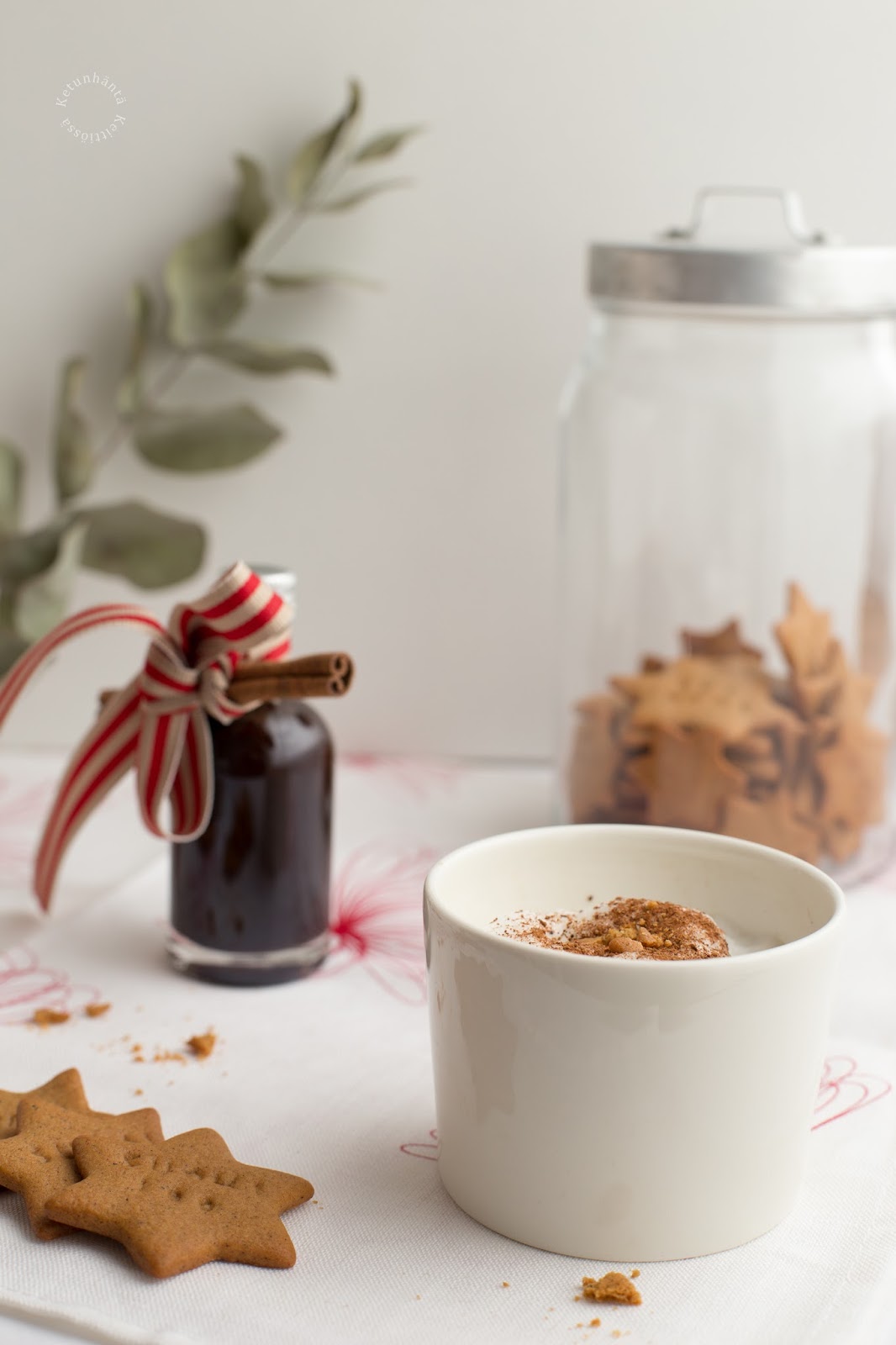 Gingerbread Syrup Piparisiirappi gingerbread-syrup-piparisiirappi