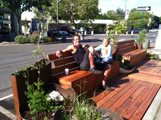 Parklets, os parques feitos de pallets nas ruas de São Paulo - Festa ...