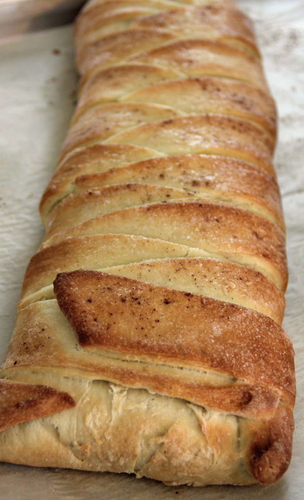 Jo and Sue: Apple Pie Bread Braid & Strawberry Cream Cheese Braid