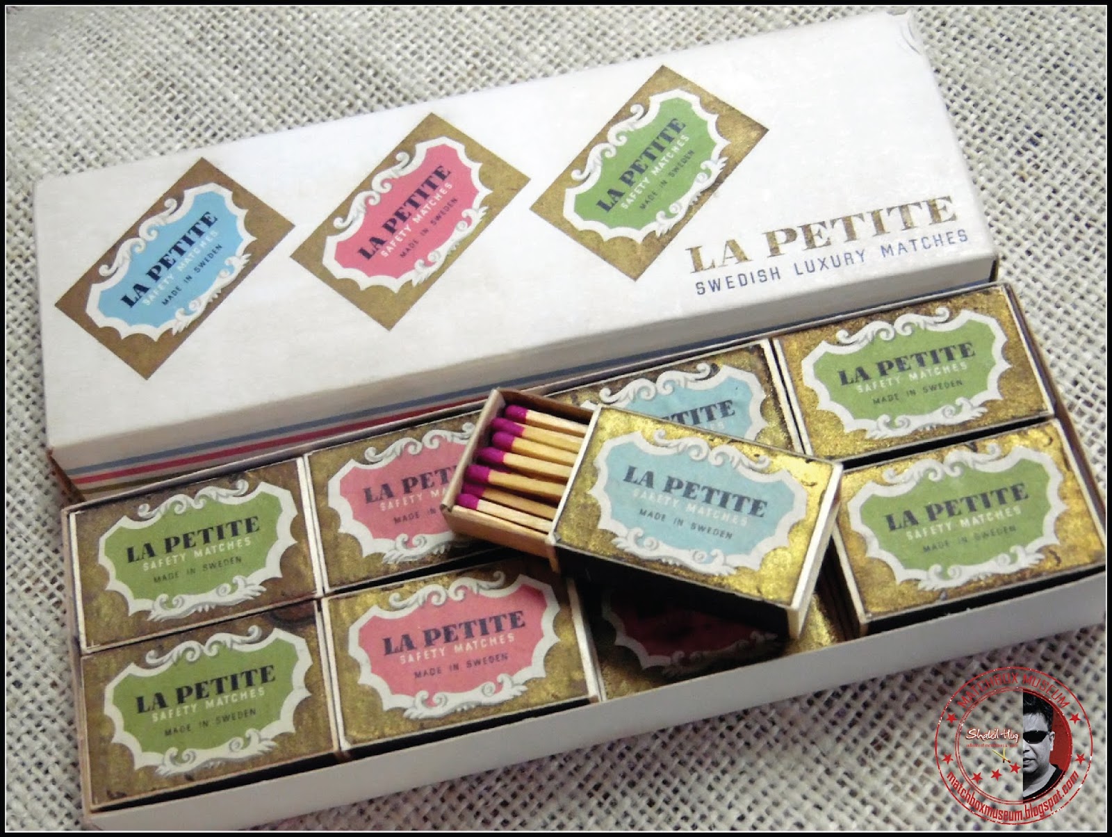 MATCHBOXES AND LABELS COLLECTION: Packet Matchboxes