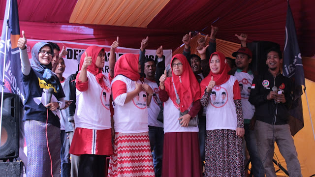 Warga Sunda Dan Inang-inang Batak Deklarasi Dukungan Jokowi-Amin di ...