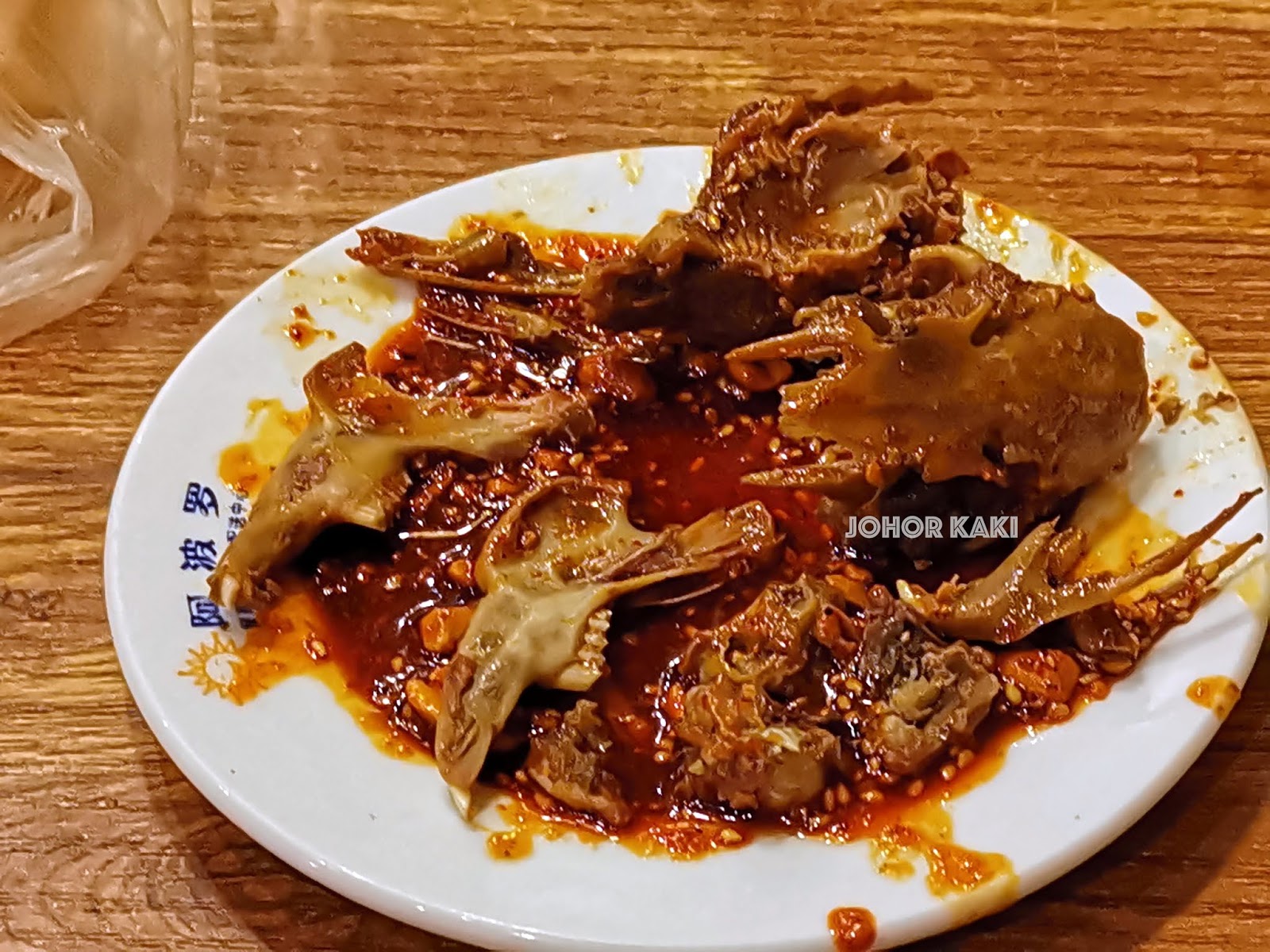 Would you eat rabbit head? The Chengdu food icon🐰 |Tony Johor Kaki ...