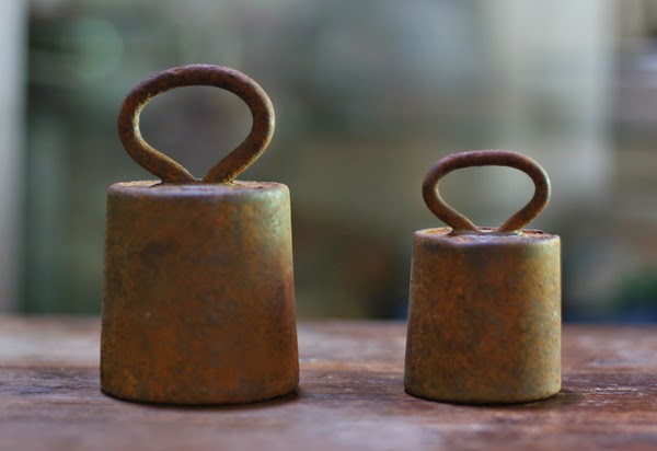 Dunia Lawas: Bandul timbangan besi