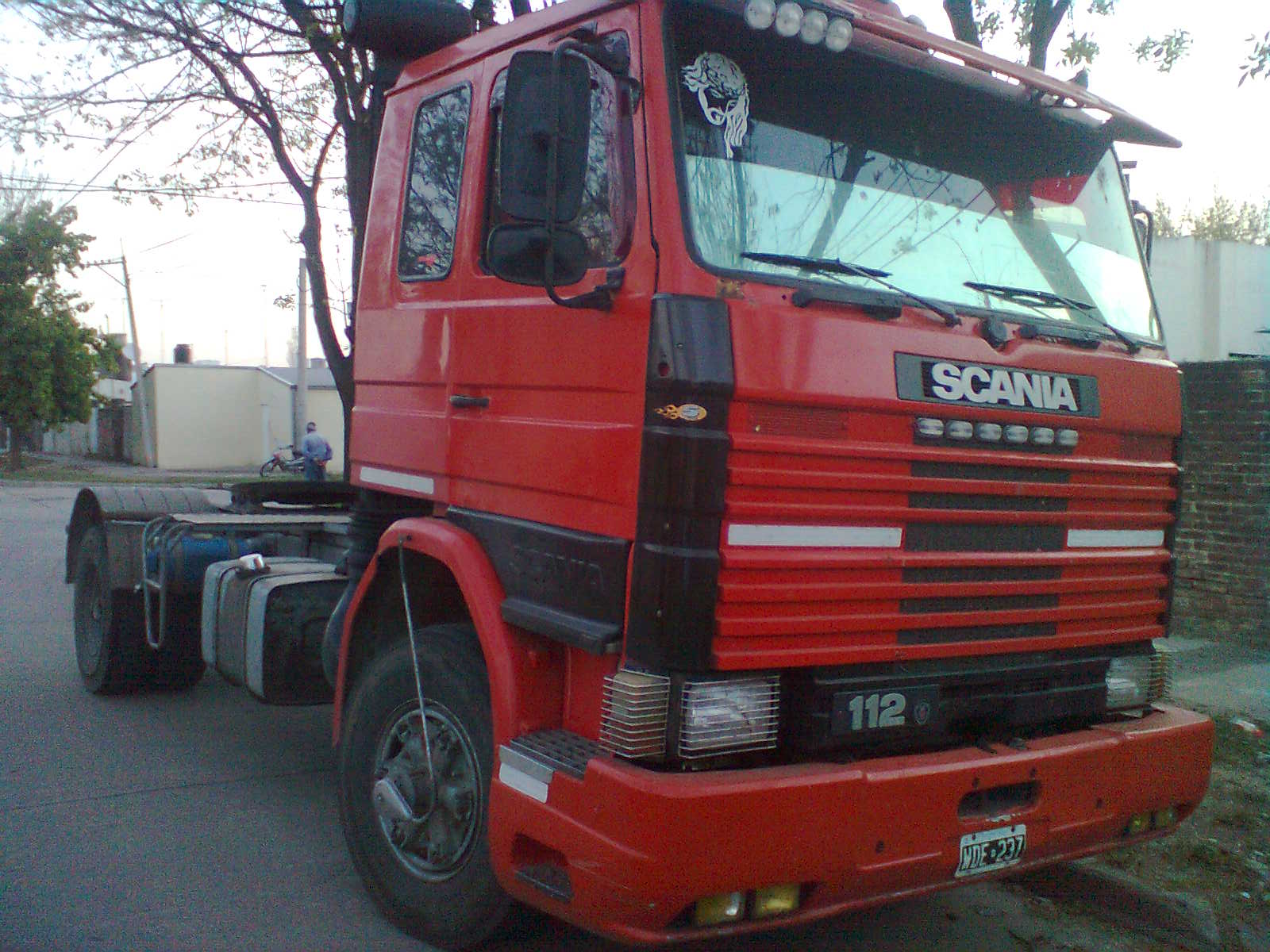 Camiones Nuevos y Usados: SCANIA 112 FRONTAL