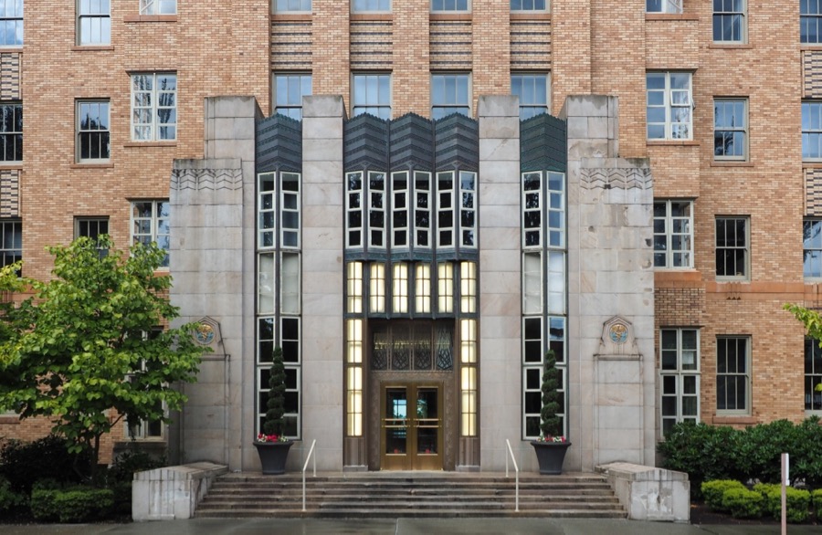 USA: Pacific Tower, an Art Deco Landmark in Seattle.
