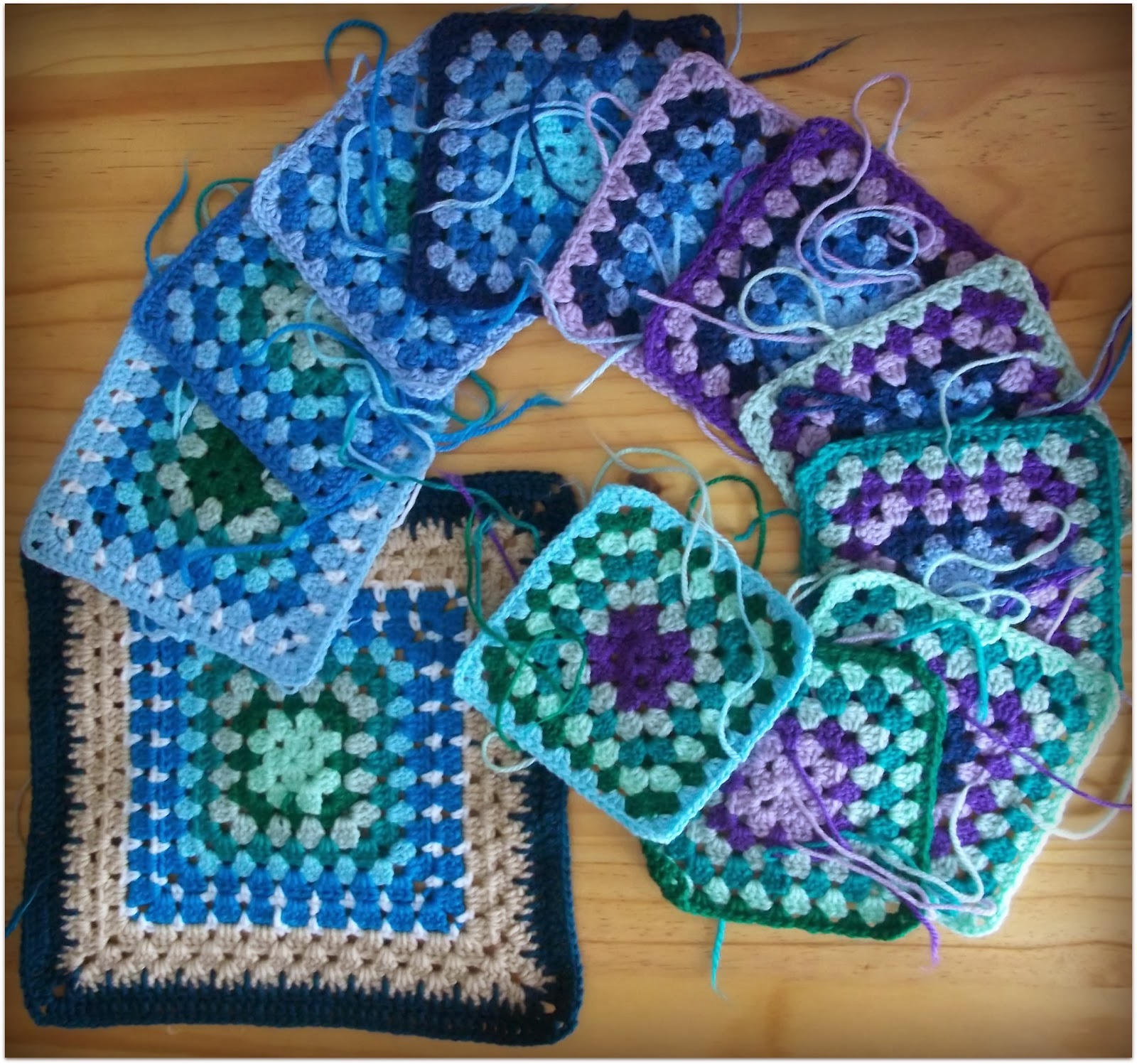 Zooty Owl's Crafty Blog: Beach House Throw: Good Ol' Granny Squares