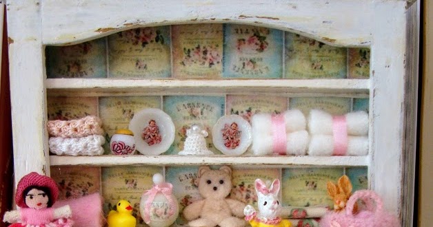 Marianne's Miniverse: One handed projects.