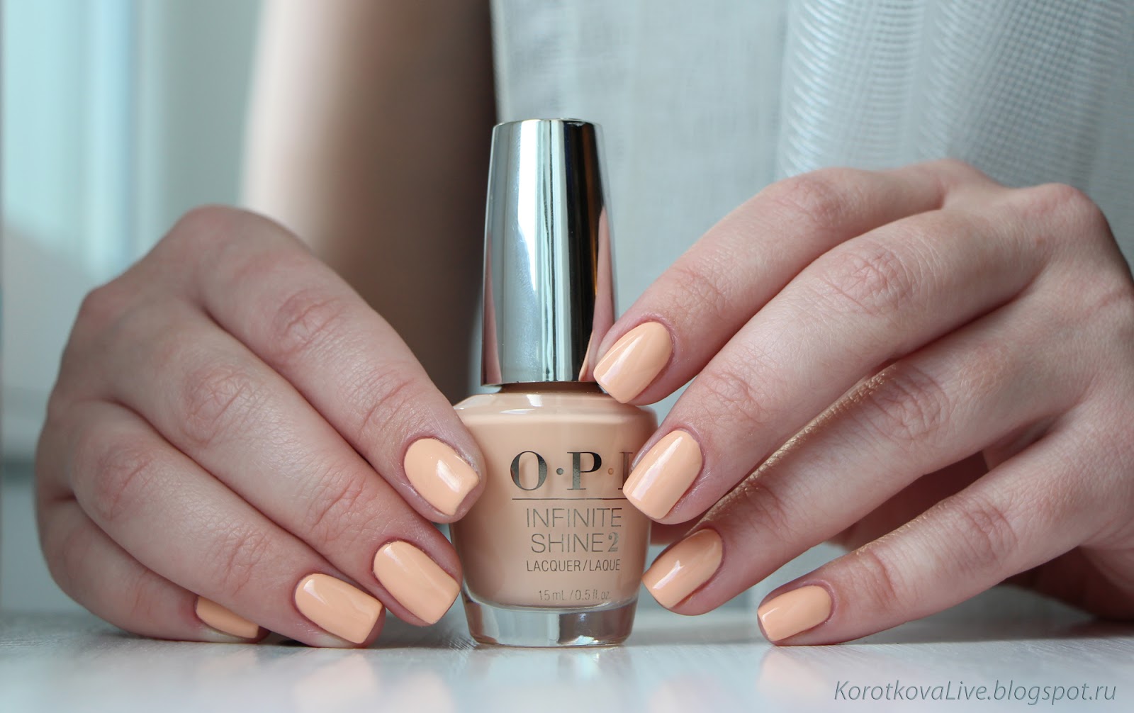 OPI infinity shine / Can't stop myself is l71