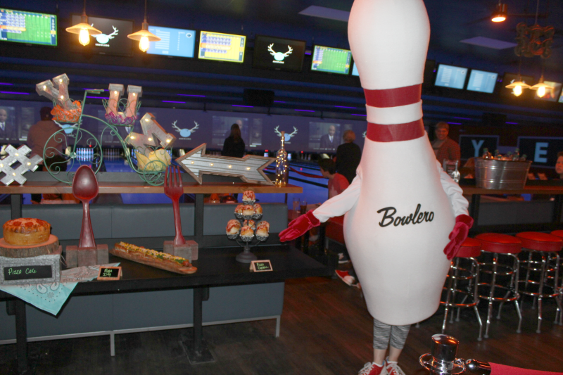 Bowlero Eden Prairie Grand Opening Event - Stacie Raye