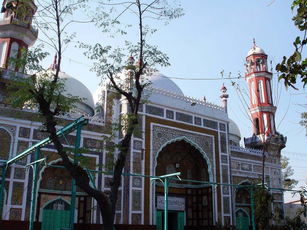 Most Beautiful 20 Mosques in Pakistan - URDUINFOLAB.COM