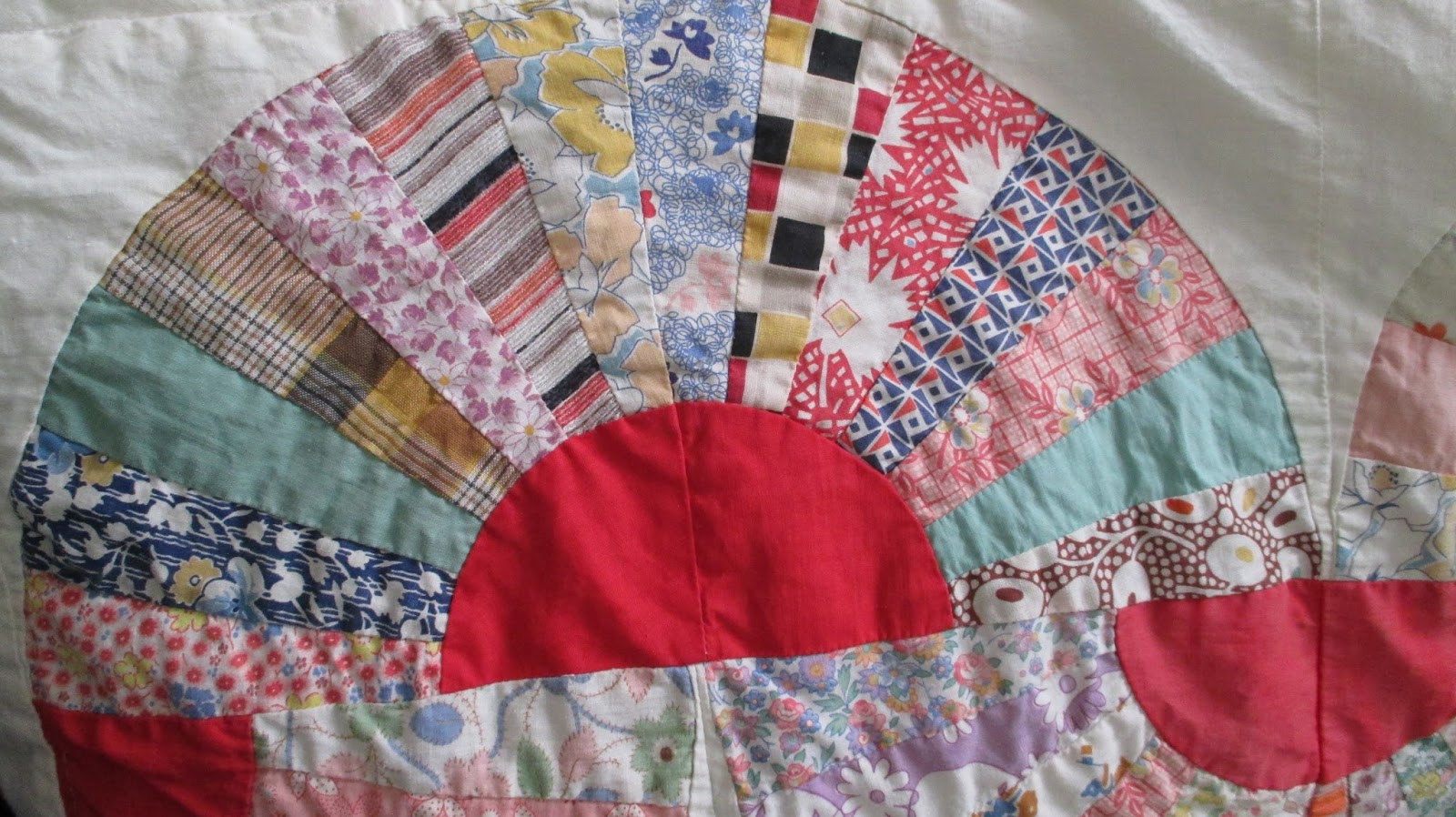 The Literate Quilter: A Gifted Grandmother's Fan Quilt