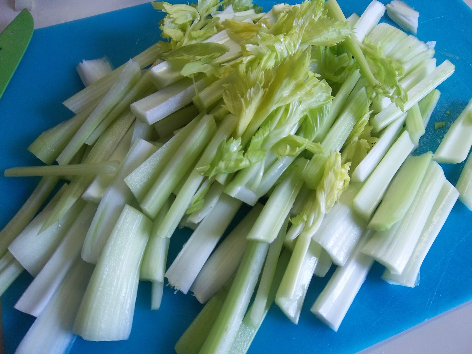 Neil Cooks Grigson: #314 Boiled Turkey with Celery Sauce