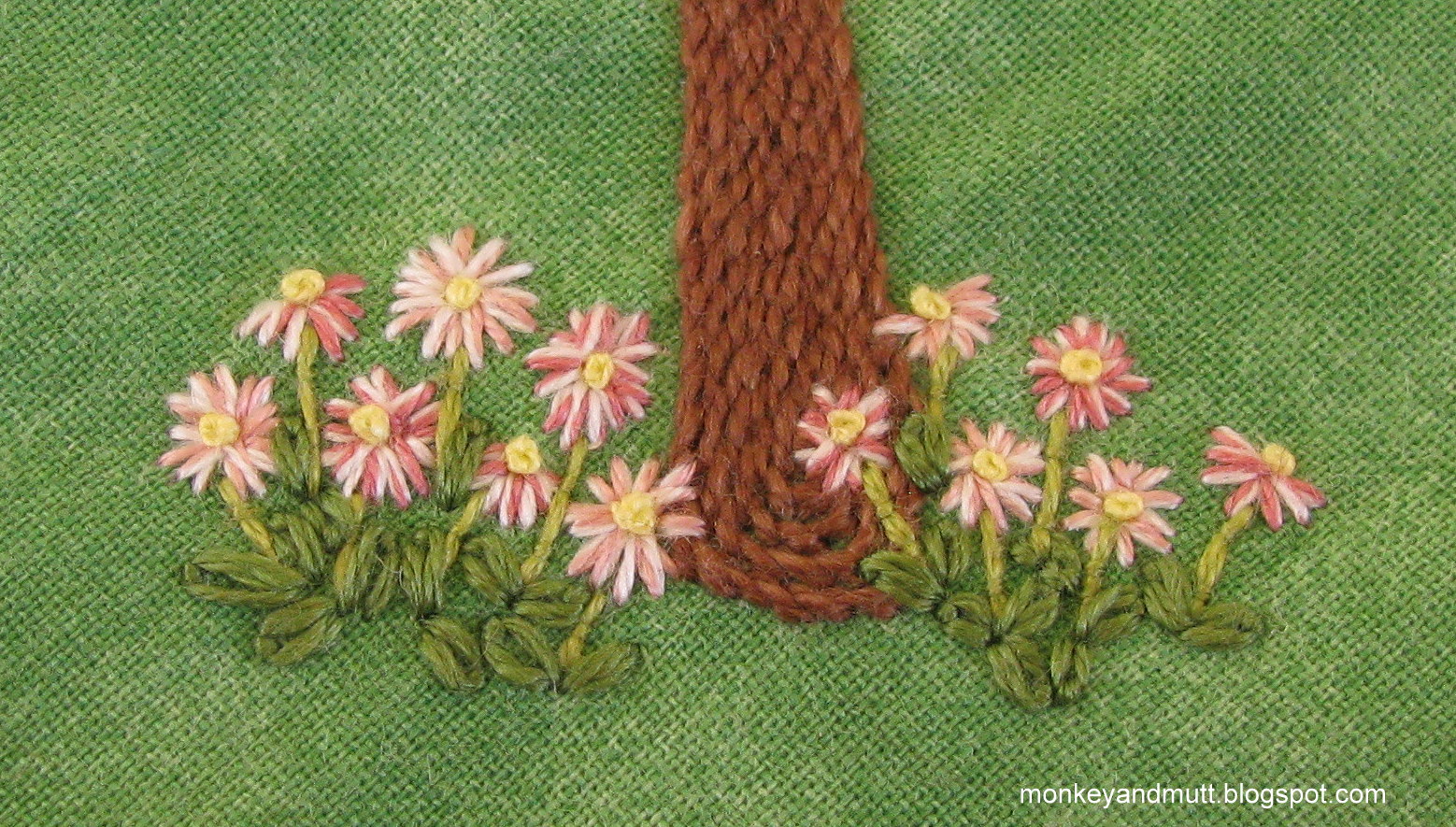 Hand Stitched Treasure: Snowball Swap with Donna July/August 2015