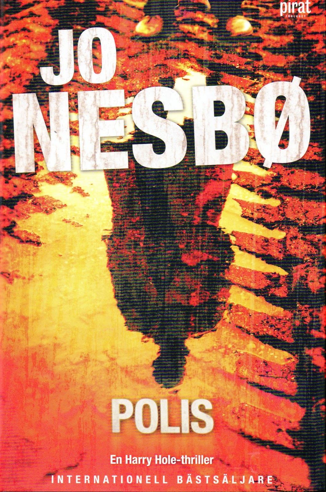 Mysterierna...: "Polis" av Jo Nesbø (originaltitel: "Politi")