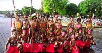 Papuan Indigenous People : Seni Budaya Masyarakat IMEKO (Sorong Selatan)