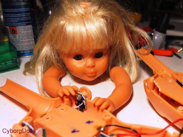 CyborgDolls: Autonomy (cyborg atelier 03)