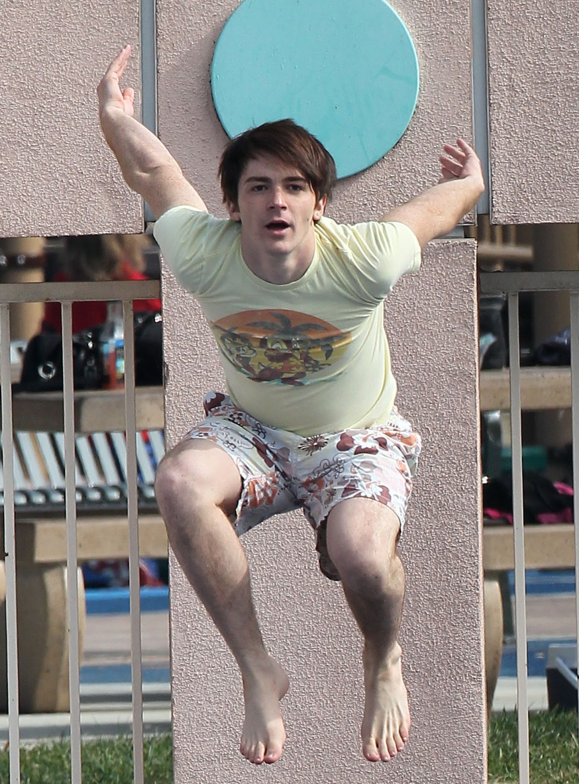 Only Feet: Drake Bell