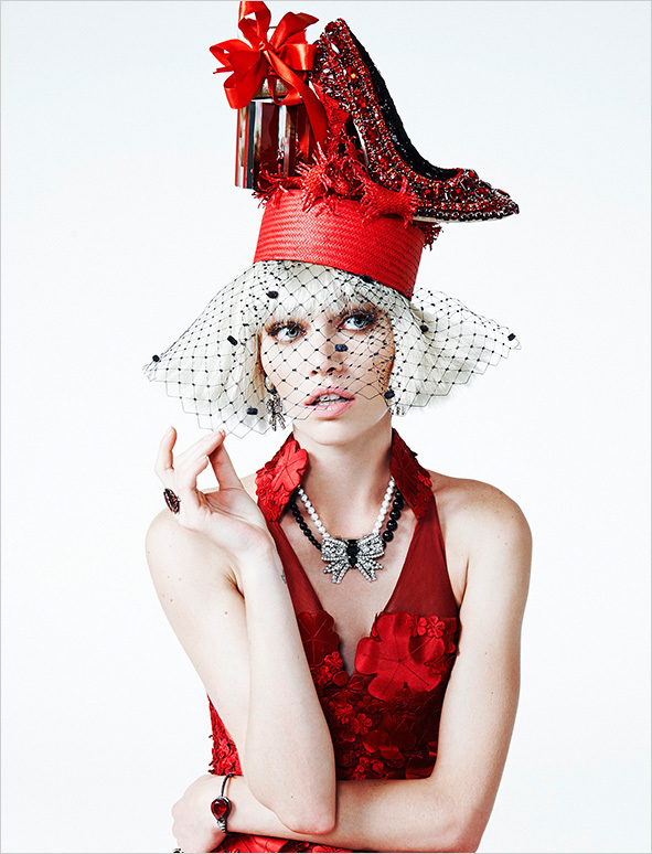 CHRISTMAS EDITORIAL - Emma Louise Layla • Fashion, Beauty, Travel ...