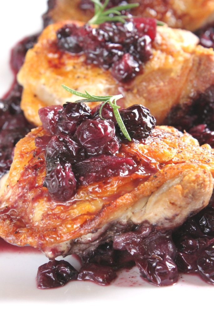 Roast chicken thighs with blueberries and rosemary