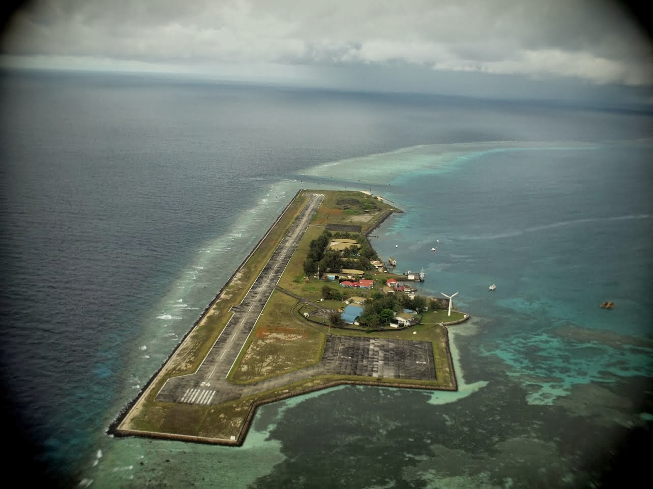 Detik berlalu mengukir sejarah.....: Kisah Pulau Terumbu Layang-Layang ...