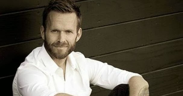 The Biggest Loser Trainer Bob Harper "Comes Out"...Officially