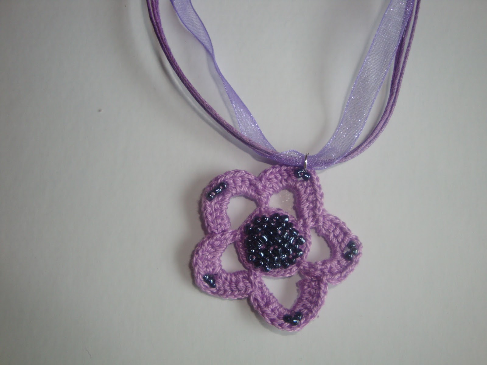 Crochet Space : Coliere crosetate