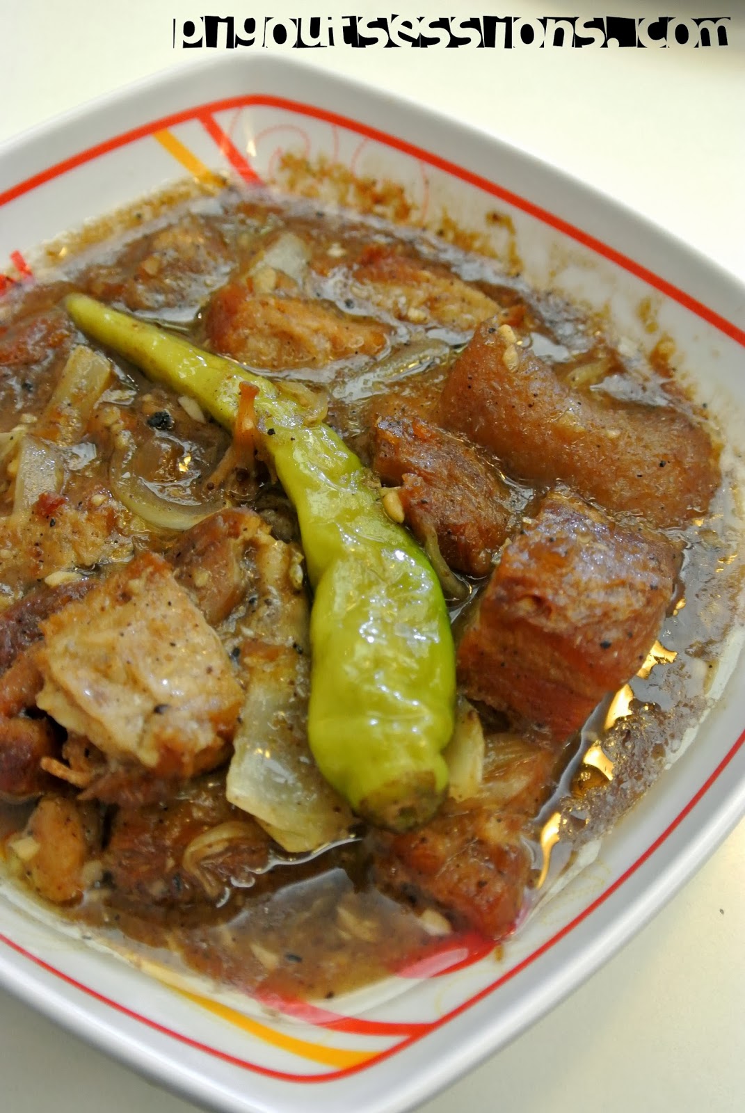 Pig Out Sessions!: Flavors of Naga: Quick Lunch at Geewan