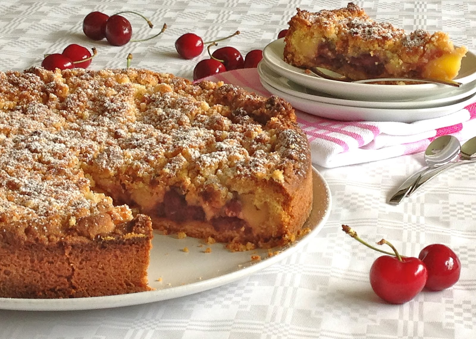 Kersentaart met vanillepudding