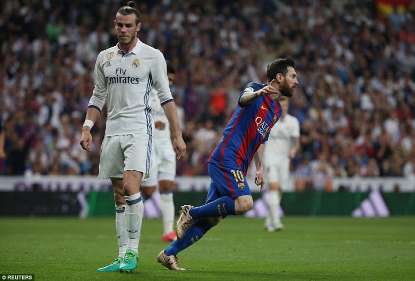 Real Madrid 2-3 Barcelona (Lionel Messi's brace blows title race wide open)