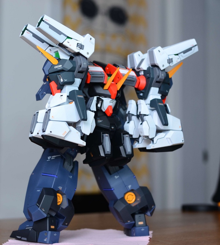 大光明株式會社: ENDLESSniu's GN-008 Seravee Gundam GNHW/3G Final mode！