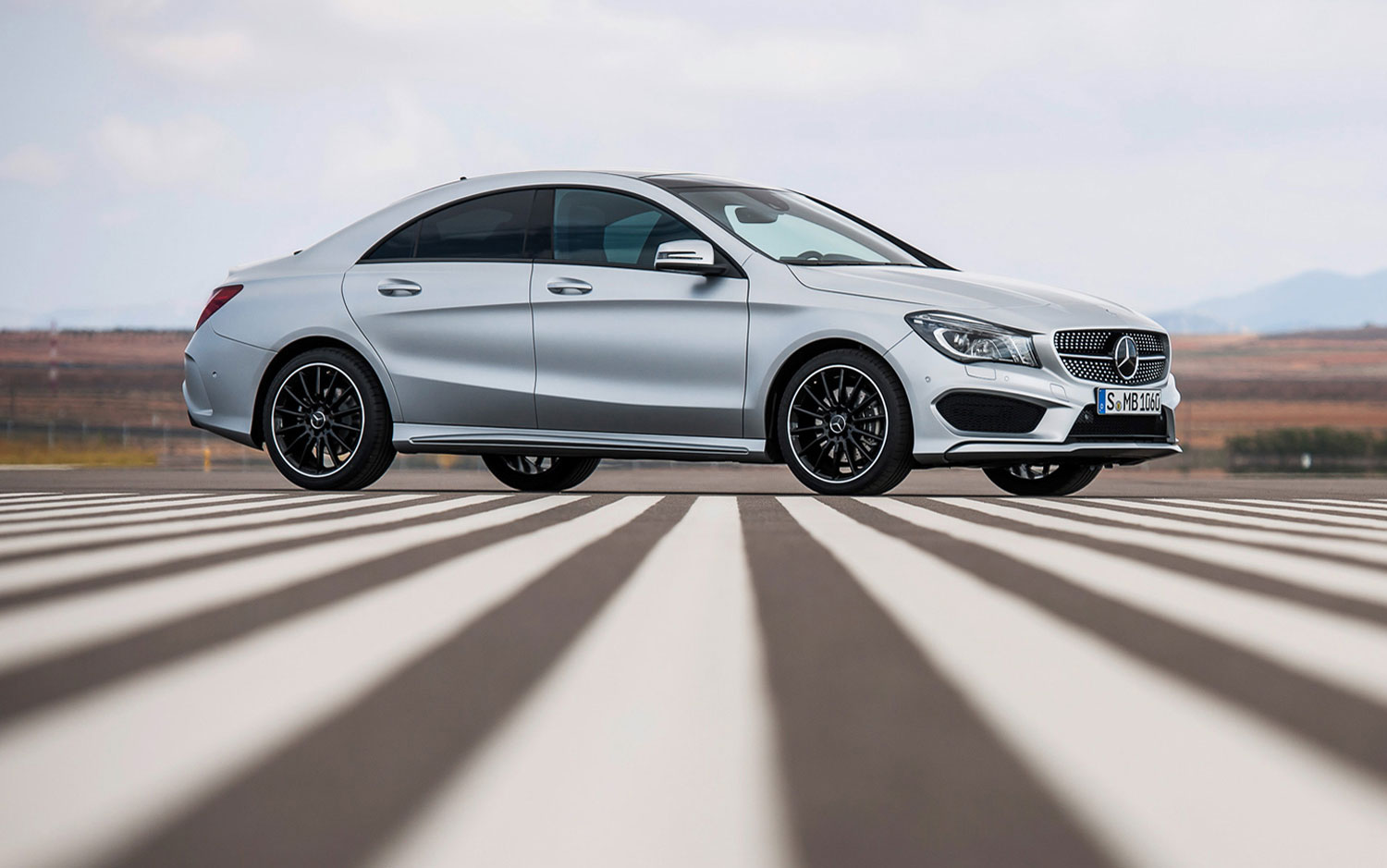 Cars Model 2013 2014: 2014 Mercedes CLA 250 vs 2002 C230 Coupe