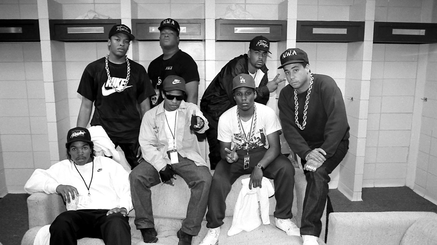 Aumlove’titude: N.W.A. "Straight Outta Compton" ตีแผ่ความรุนแรงผ่านร่อง ...