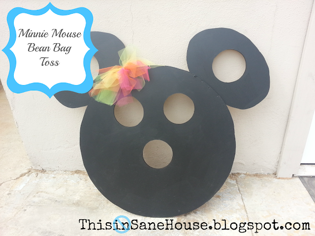 This inSane House: Minnie Mouse Bean Bag Toss