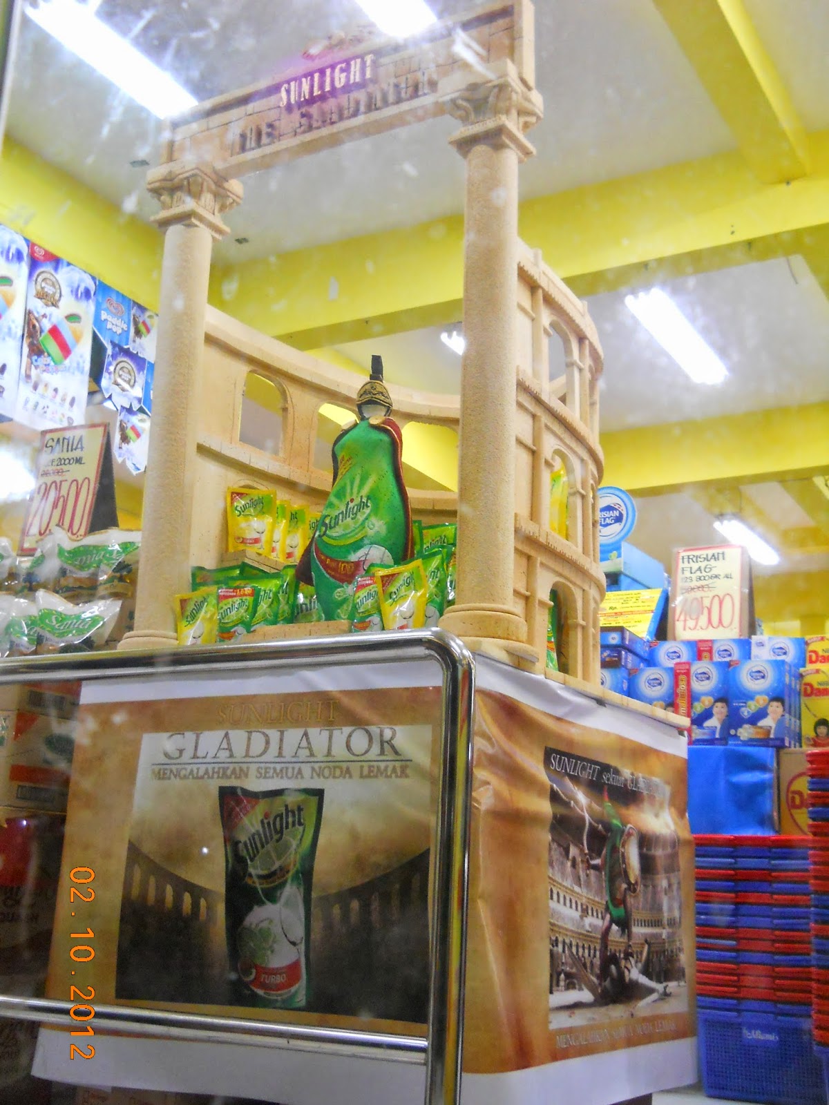 Display produk di Supermarket