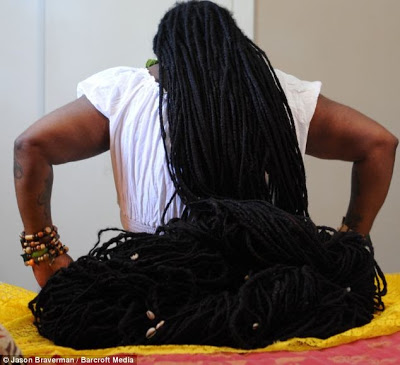 Vivian Michael's Blog: Photos of the Day: Woman with World's Longest ...