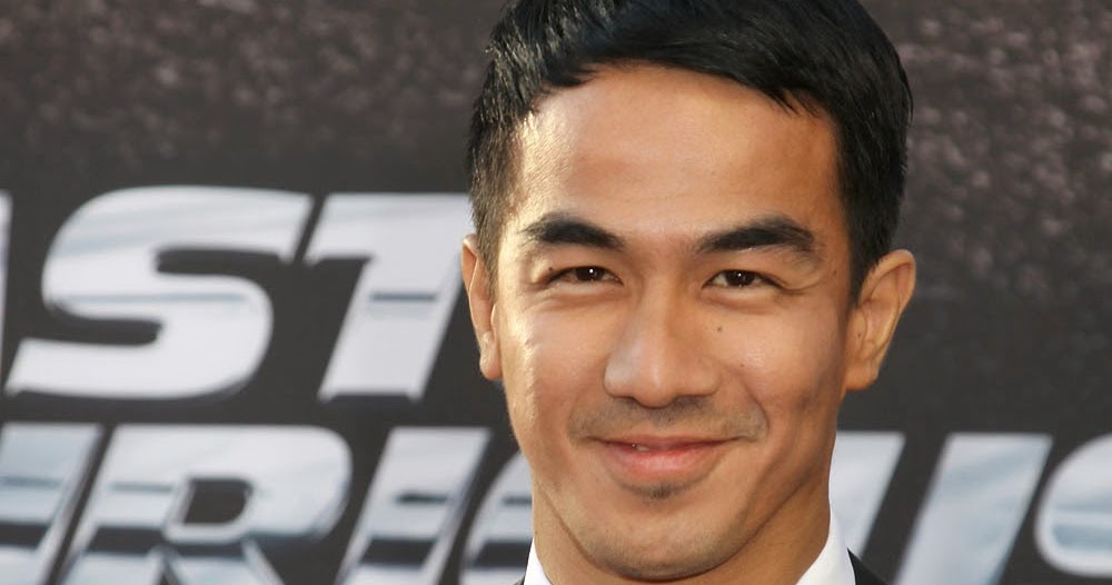 Biodata Profil dan Foto Joe Taslim - andalangue.com