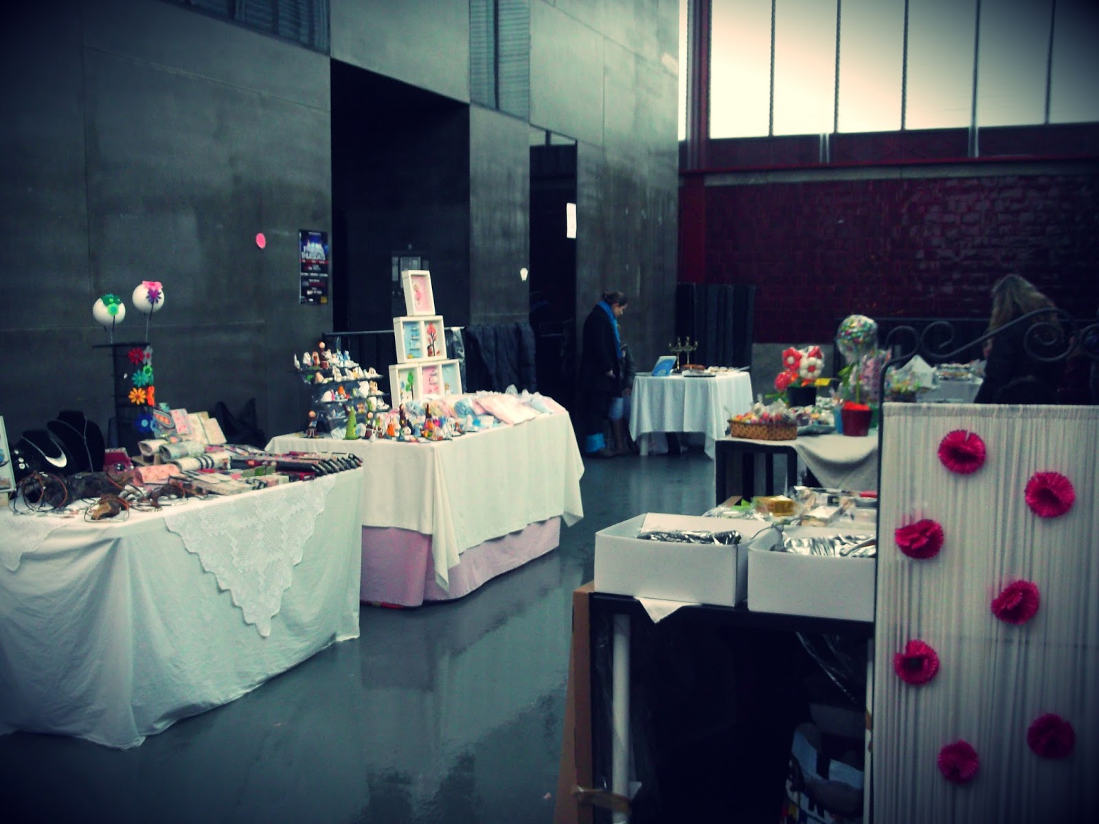 Porto Goes Vintage: Pink Market