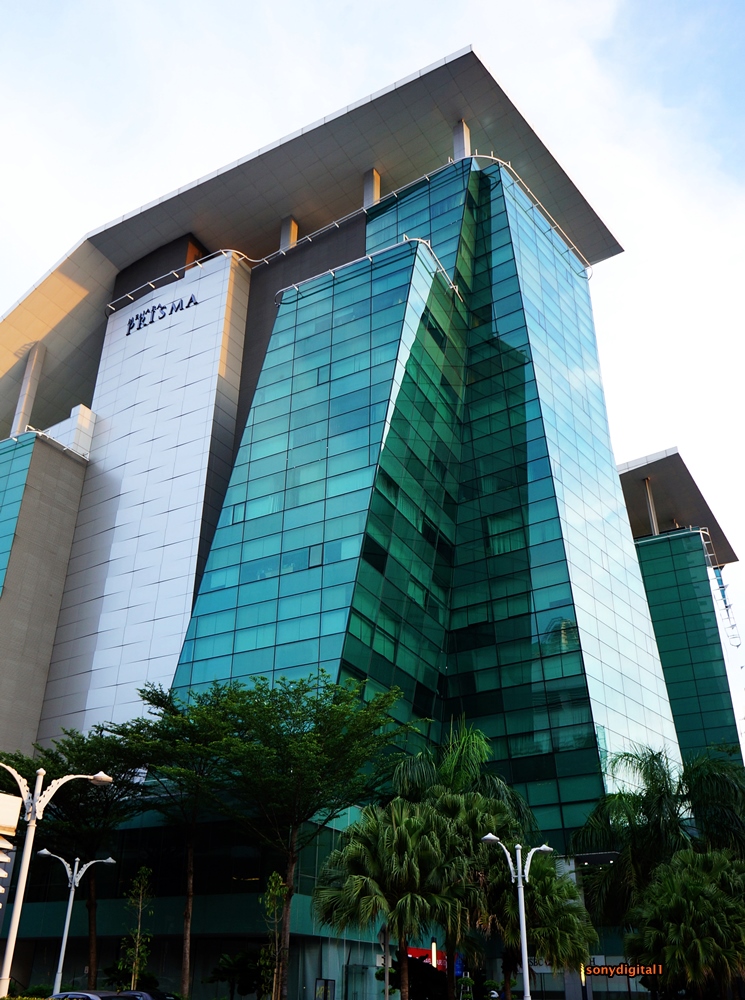 SoNy DiGiTaL: menara prisma putrajaya